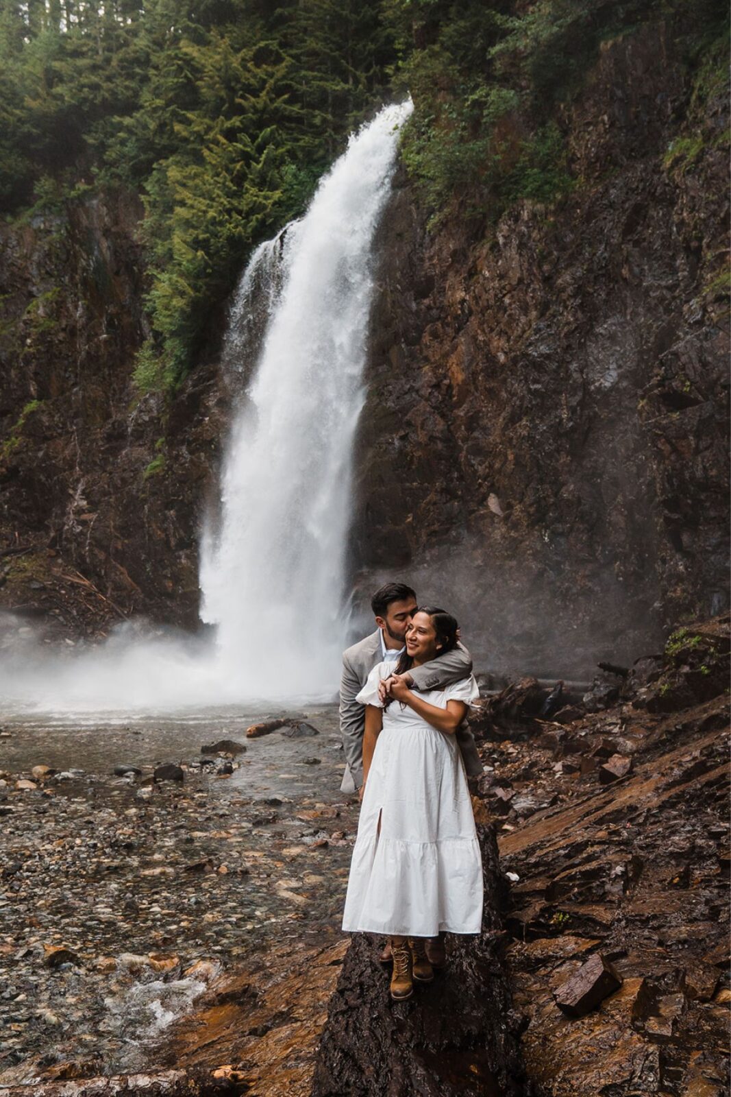 Best Places For Your Seattle Elopement - Between the Pine
