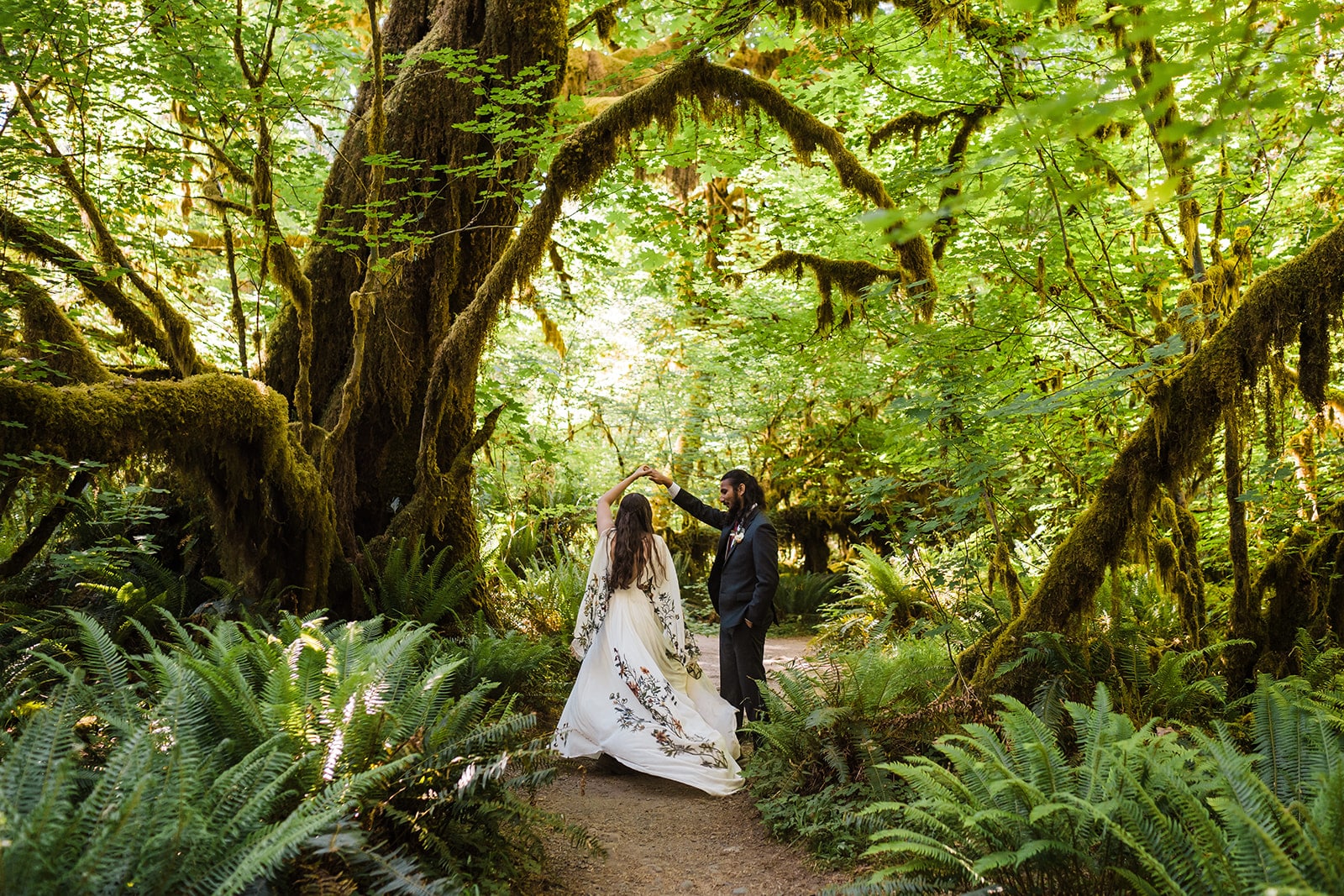 Laid-Back Hoh Rainforest Wedding - Between the Pine