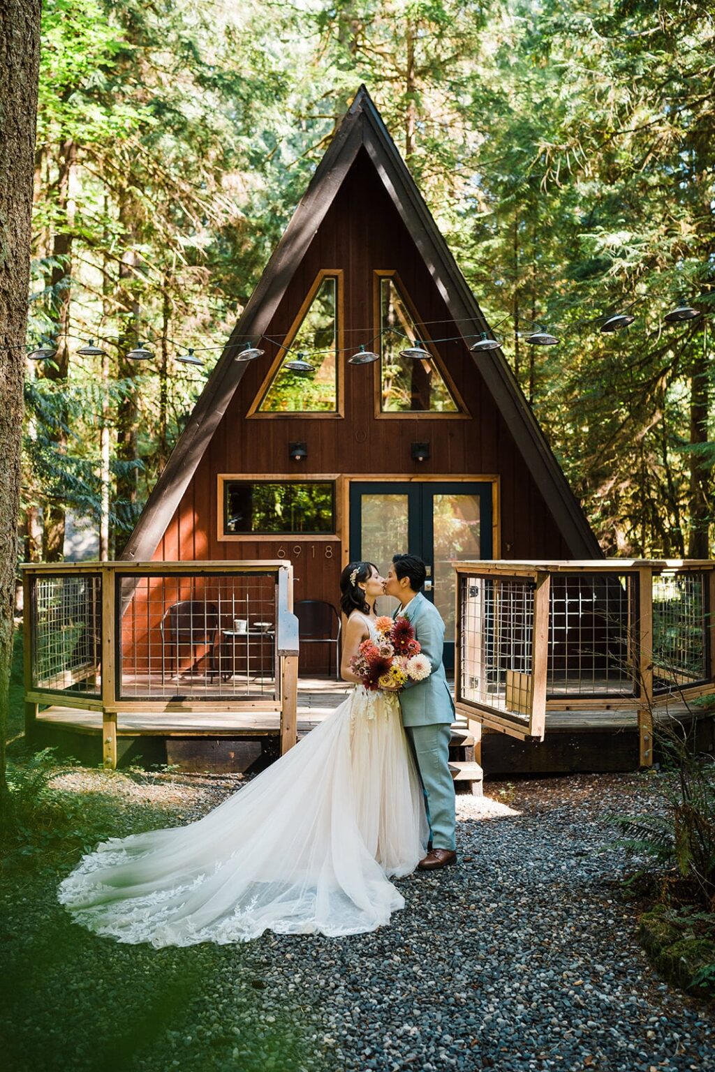 A Complete Guide to Planning an Artist Point Wedding - Between the Pine