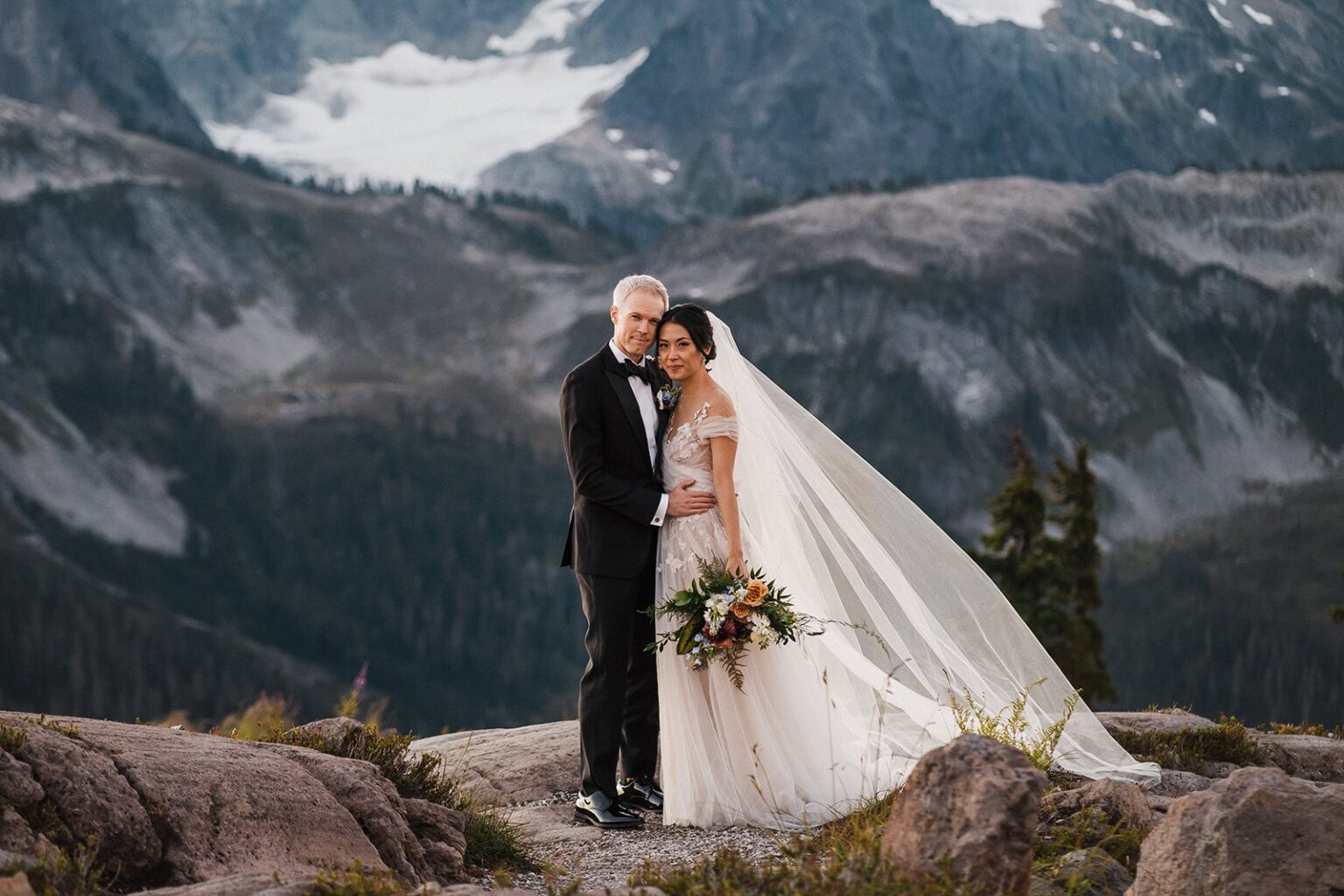 A Dreamy Two-Day Small Elopement Wedding in the North Cascades ...